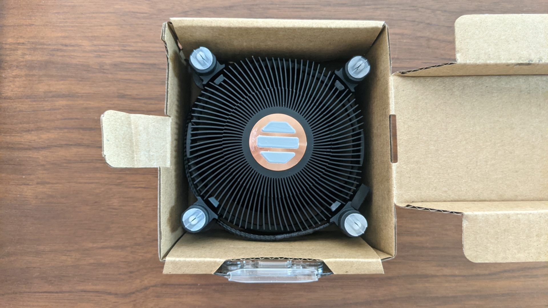 パソコンの組み立て方（前編） | DIY Bioinformatics